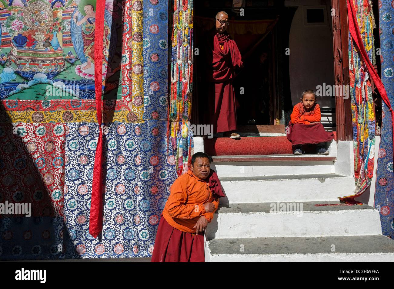 Marpha, Nepal - November 2021: Buddhist monks visiting the Marpha ...