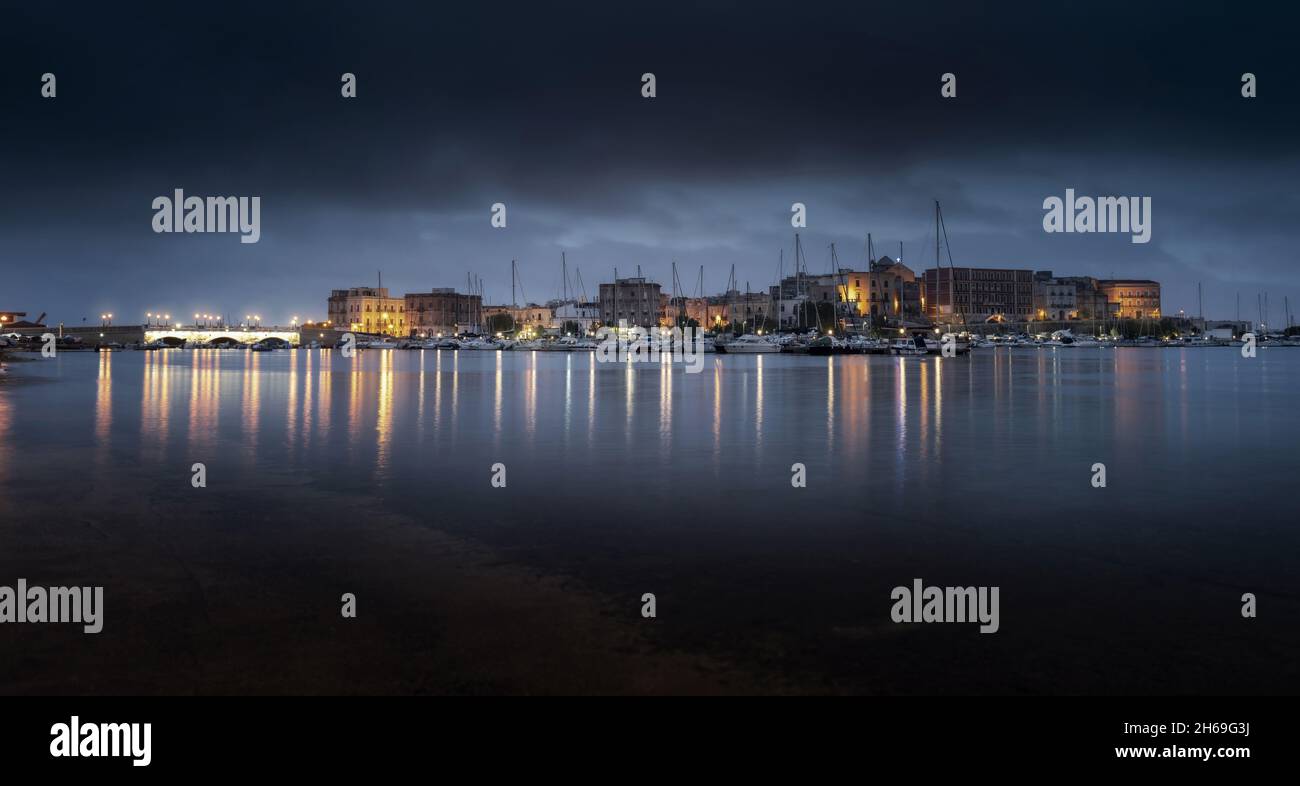Sea port of Taranto, Italy Stock Photo - Alamy