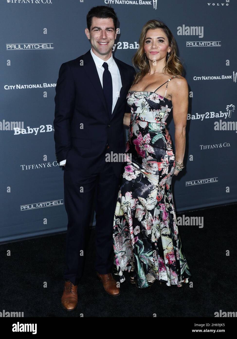 Max Greenfield Girlfriend