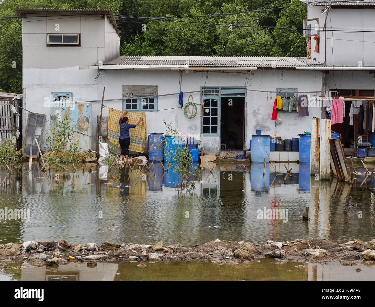 Tangerang Regency, Banten, Indonesia. 12th Nov, 2021. Local folk ...