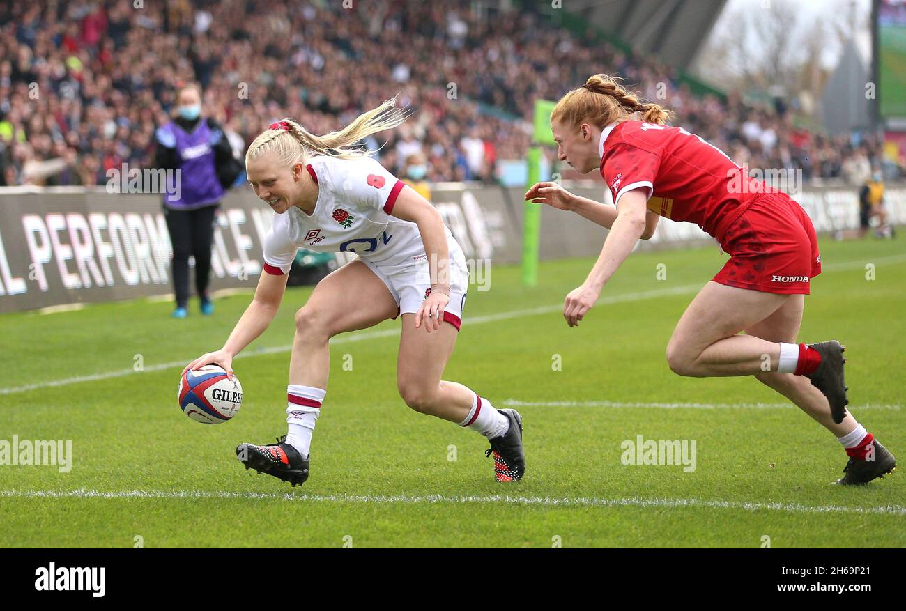 Heather cowell hi-res stock photography and images - Alamy