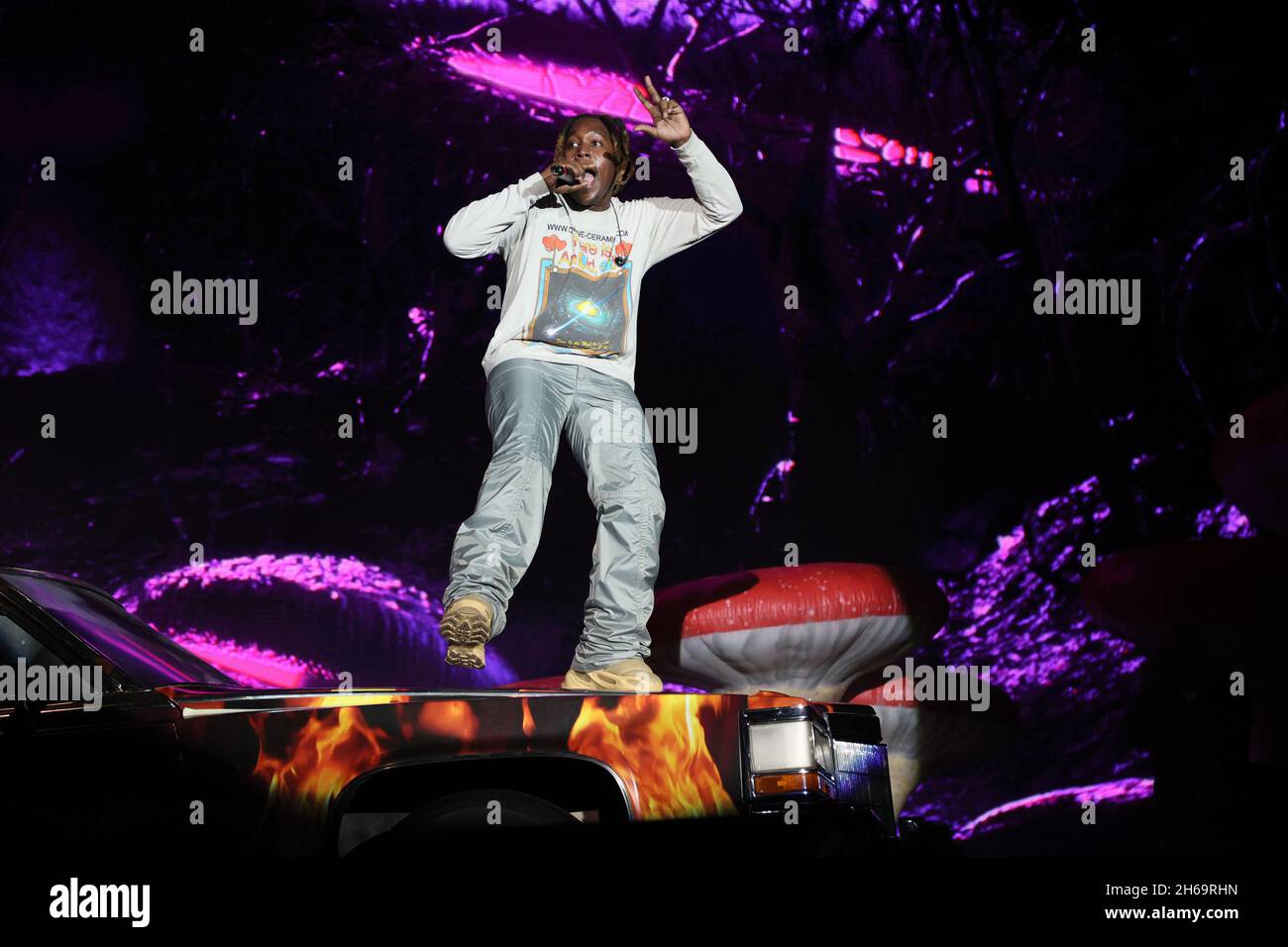 Don toliver hi-res stock photography and images - Alamy