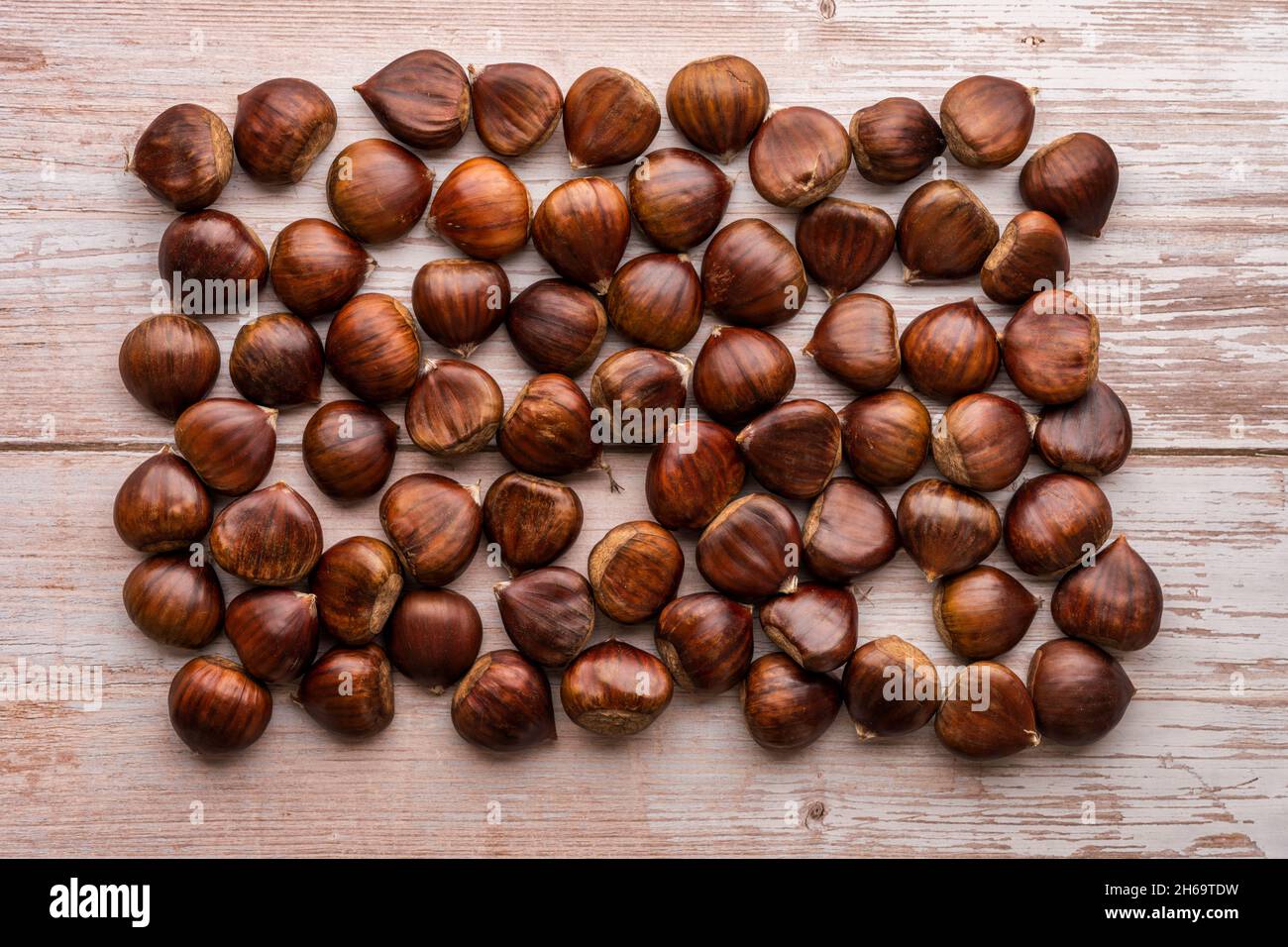 Healthy chestnuts hi-res stock photography and images - Alamy