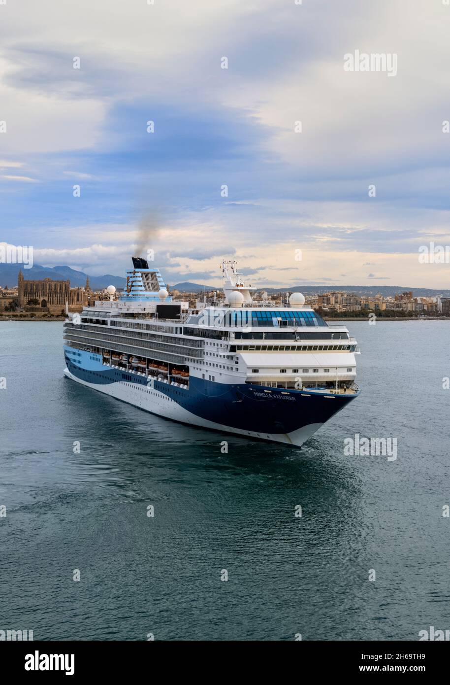 Tui Marella Explorer cruise ship front view, leaving Palma de Mallorca ...