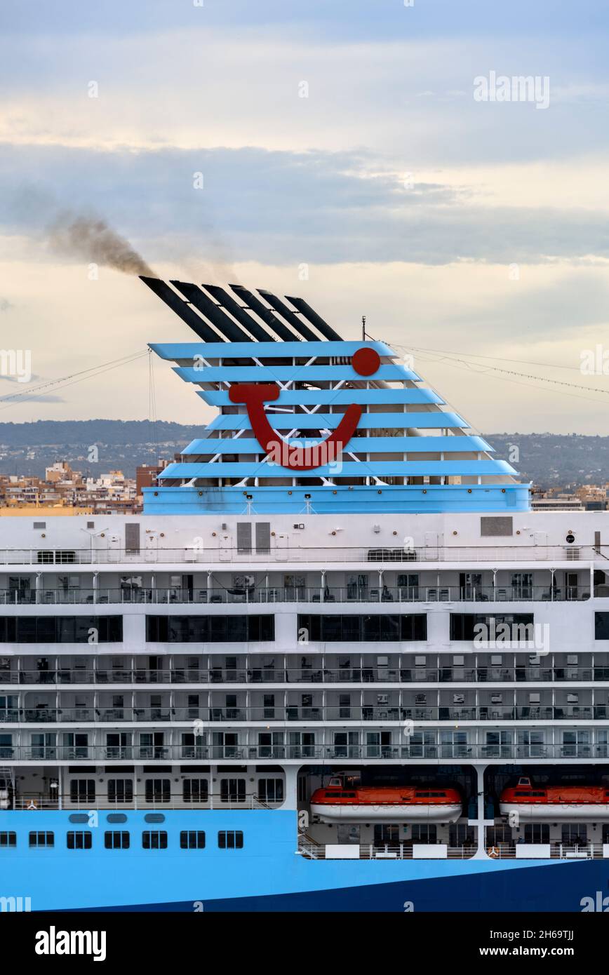 Tui Marella Explorer cruise ship logo leaving Palma de Mallorca 2021 ...