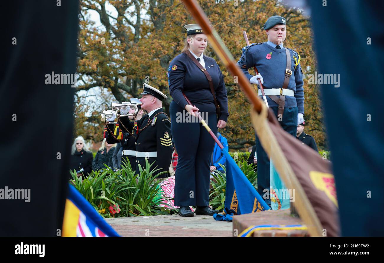 Poole, UK. 14th November 2021 . Veterans and members of the uniformed ...
