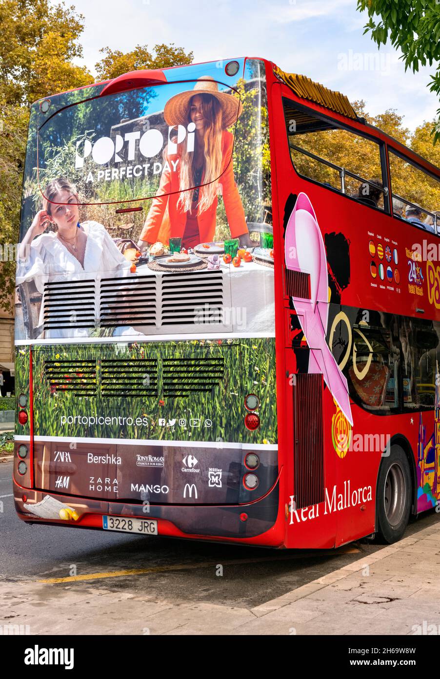 Bright red tourist bus spain hi-res stock photography and images - Alamy