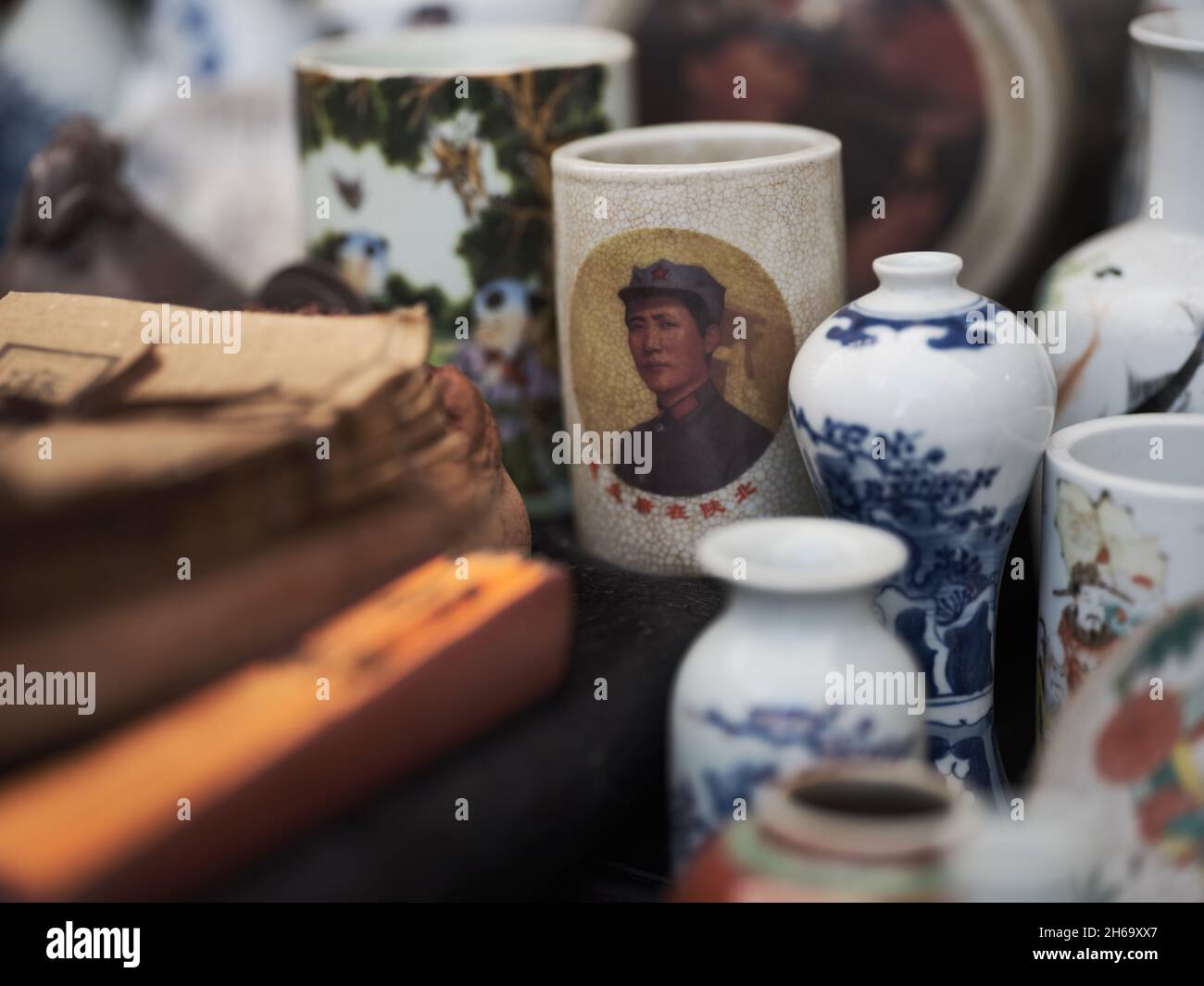 Chinese antique store with mug, displaying an army soldier Stock Photo ...