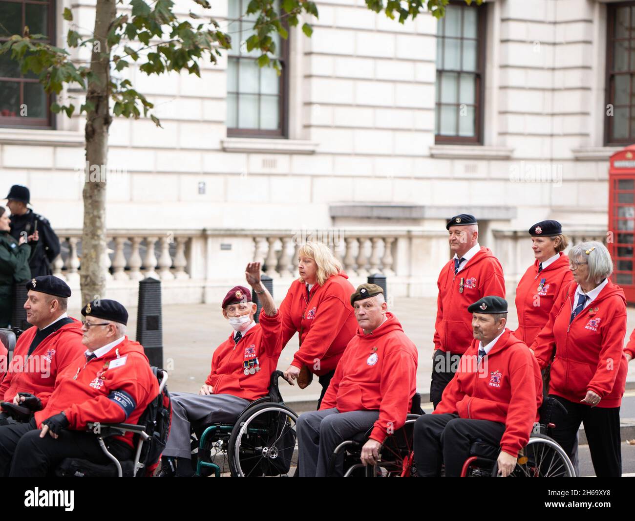 London, UK. 14th Nov, 2021. Soldiers and veterans march in the ...