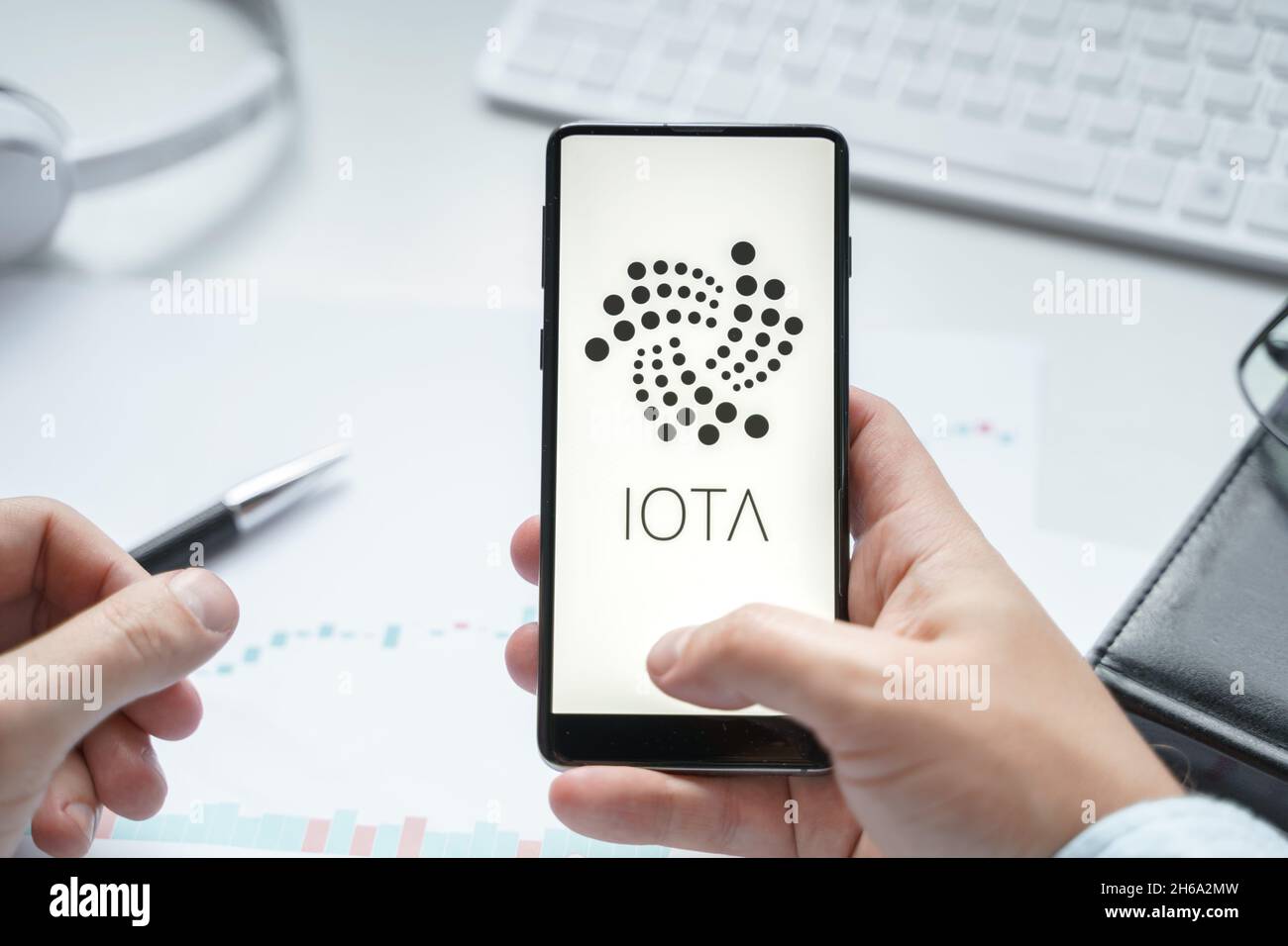 Distributed ledger hi-res stock photography and images - Alamy