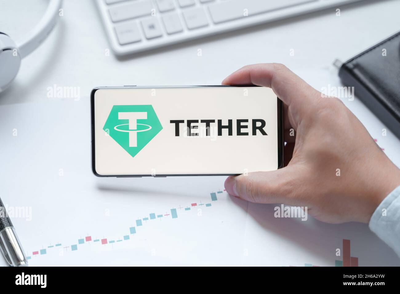 Tether logo hi-res stock photography and images - Alamy