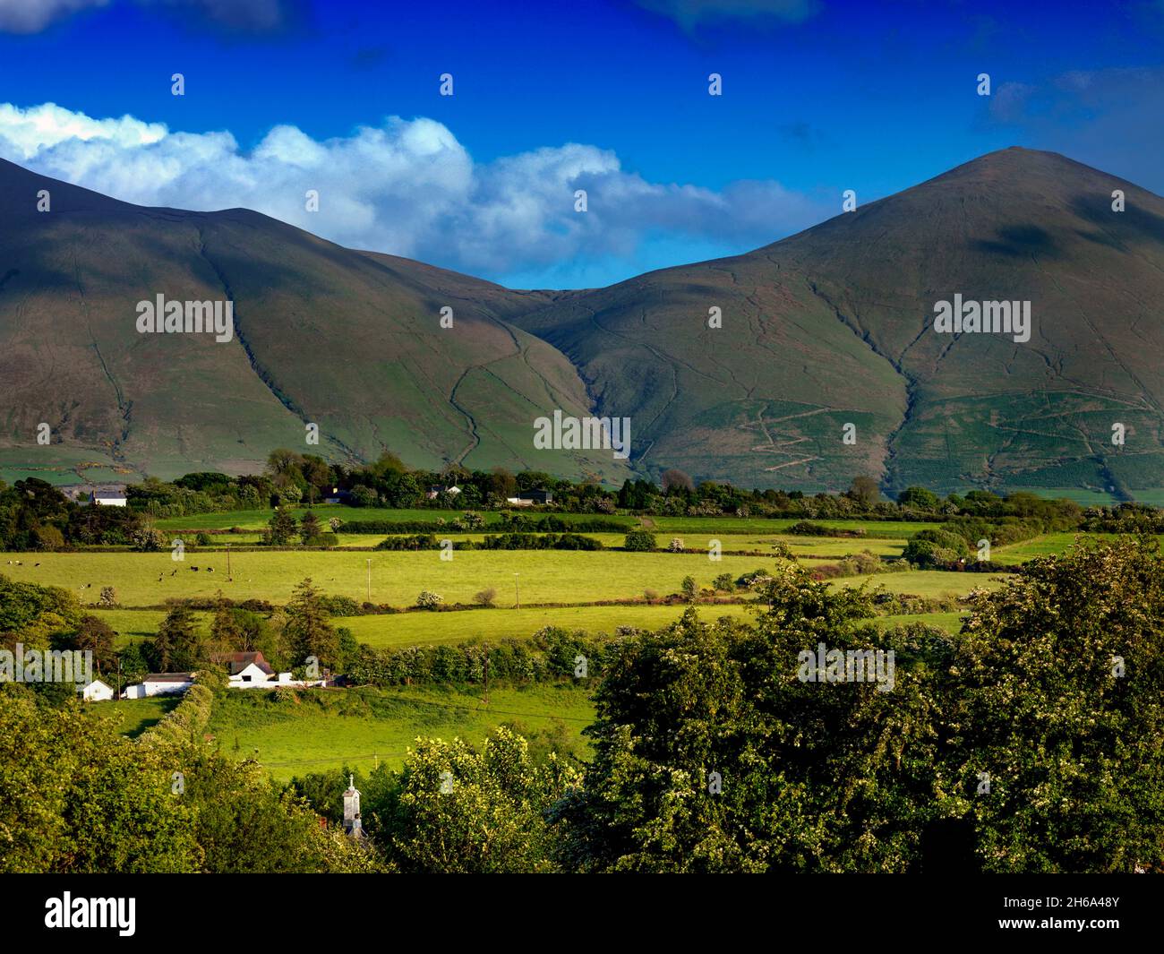 Galty mountains hi-res stock photography and images - Alamy