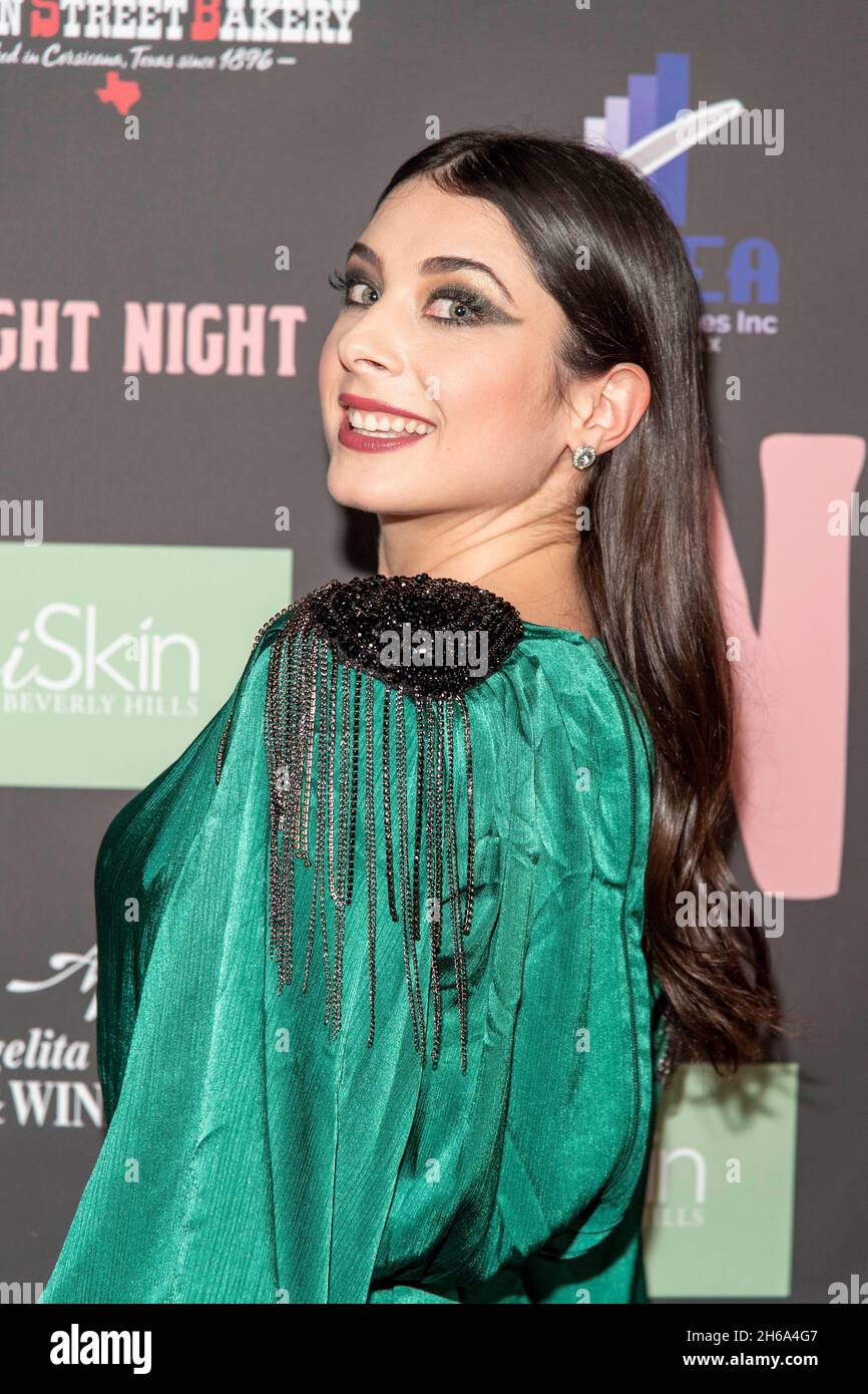 Los Angeles, USA. 13th Nov, 2021. Niki Koss attends Rose Dove ...