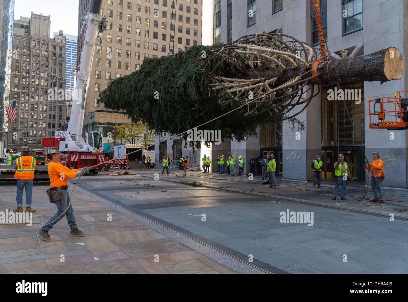 The 70 foot tall, 46 foot in diameter, and 12 ton Rockefeller Center ...