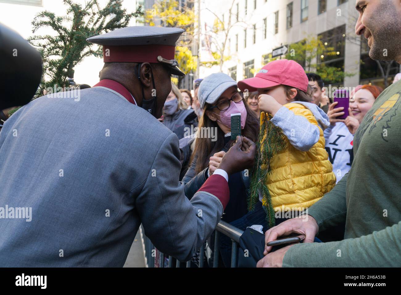 New York City, USA. 13th Nov, 2021. The 70 foot tall, 46 foot in ...