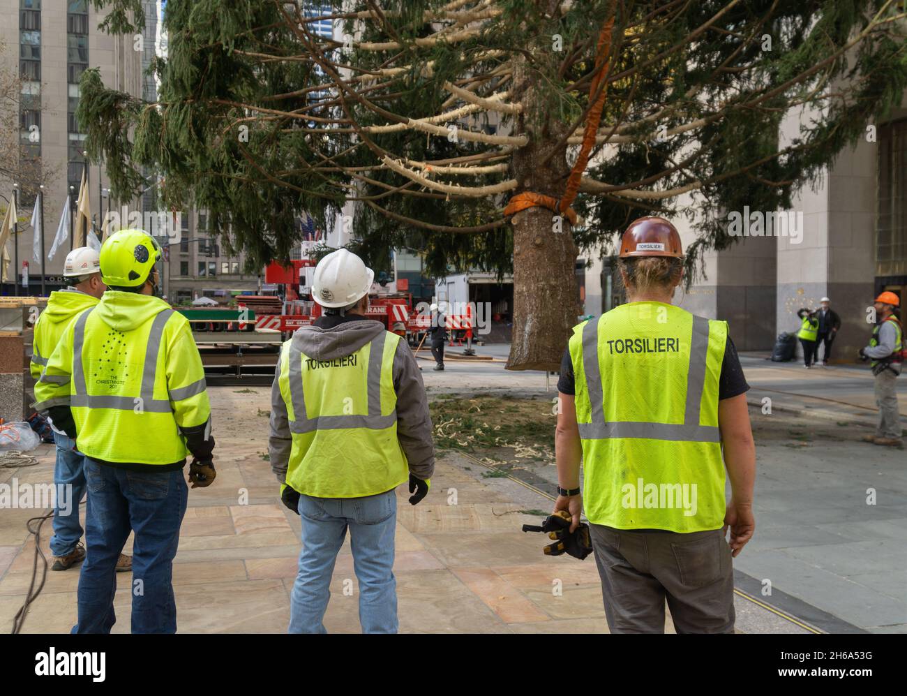 The 70 foot tall, 46 foot in diameter, and 12 ton Rockefeller Center ...