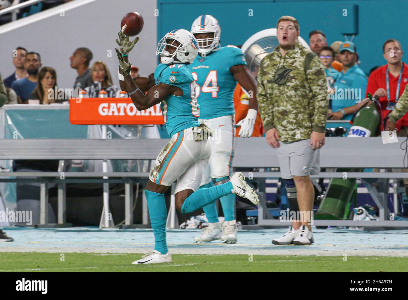 Isaiah ford dolphins hi-res stock photography and images - Alamy