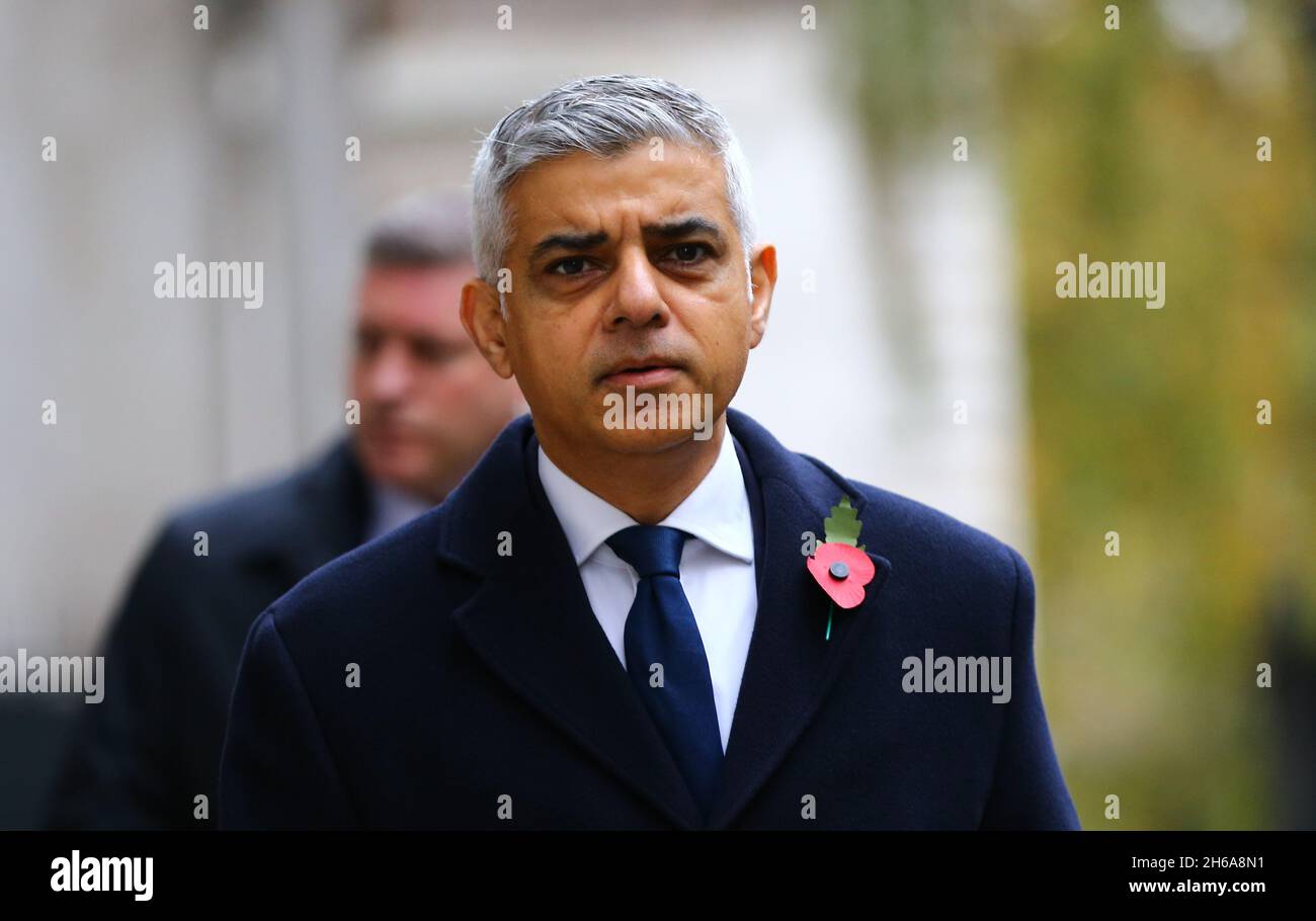 London, England, UK. 14th Nov, 2021. London Mayor SADIQ KHAN arrives in ...