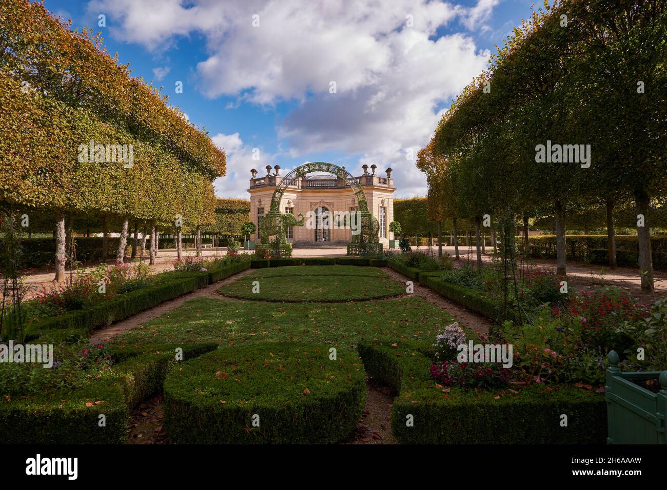 Pavillon Français - Frech Pavilion in Versailles Palace (Chateau de ...