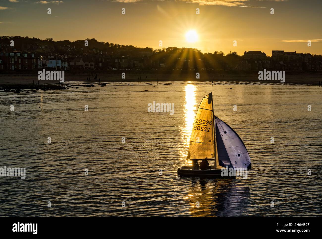 Sun light and sunset hi-res stock photography and images - Alamy