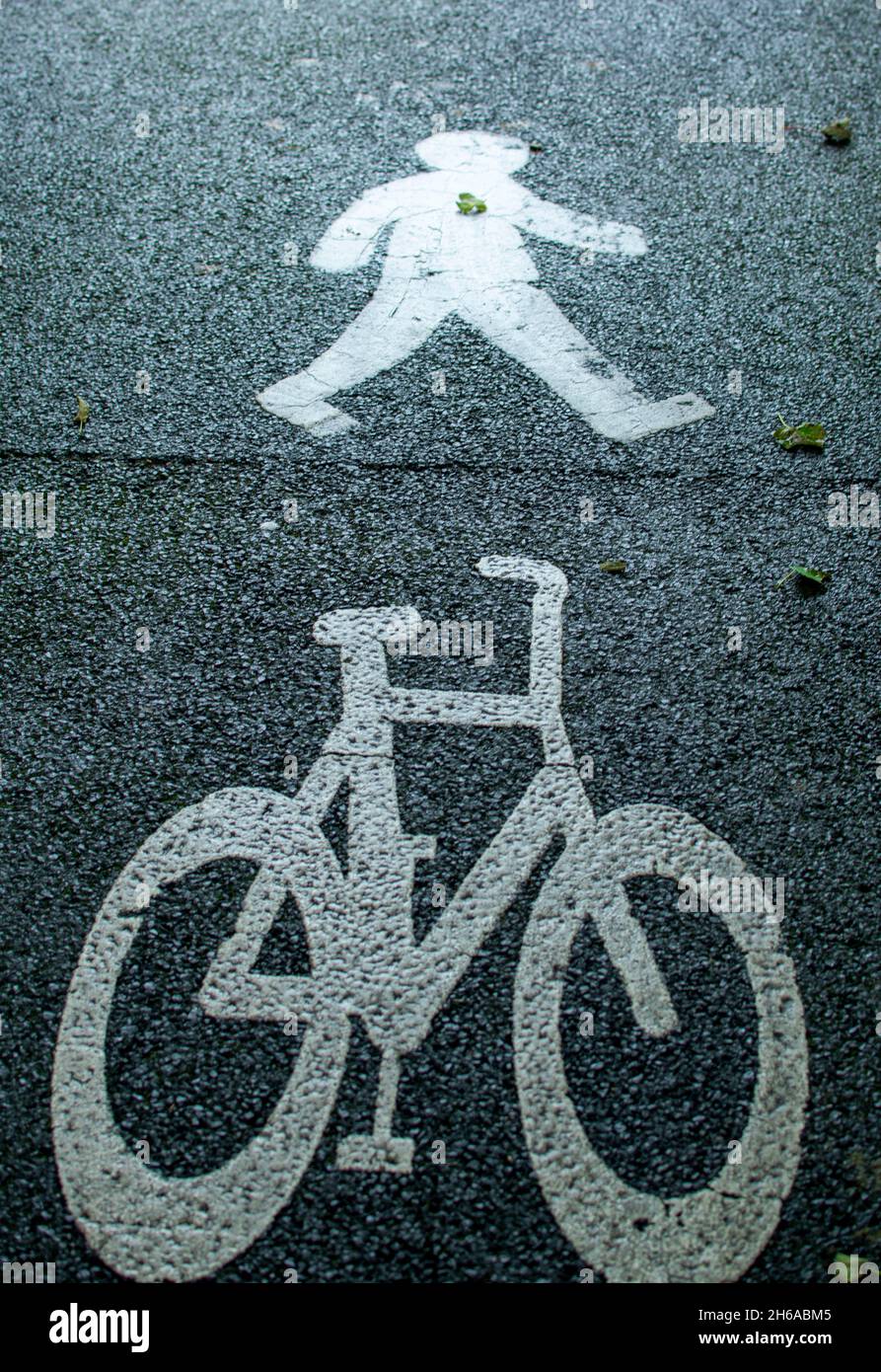 Signs and symbols used in road communication Stock Photo - Alamy