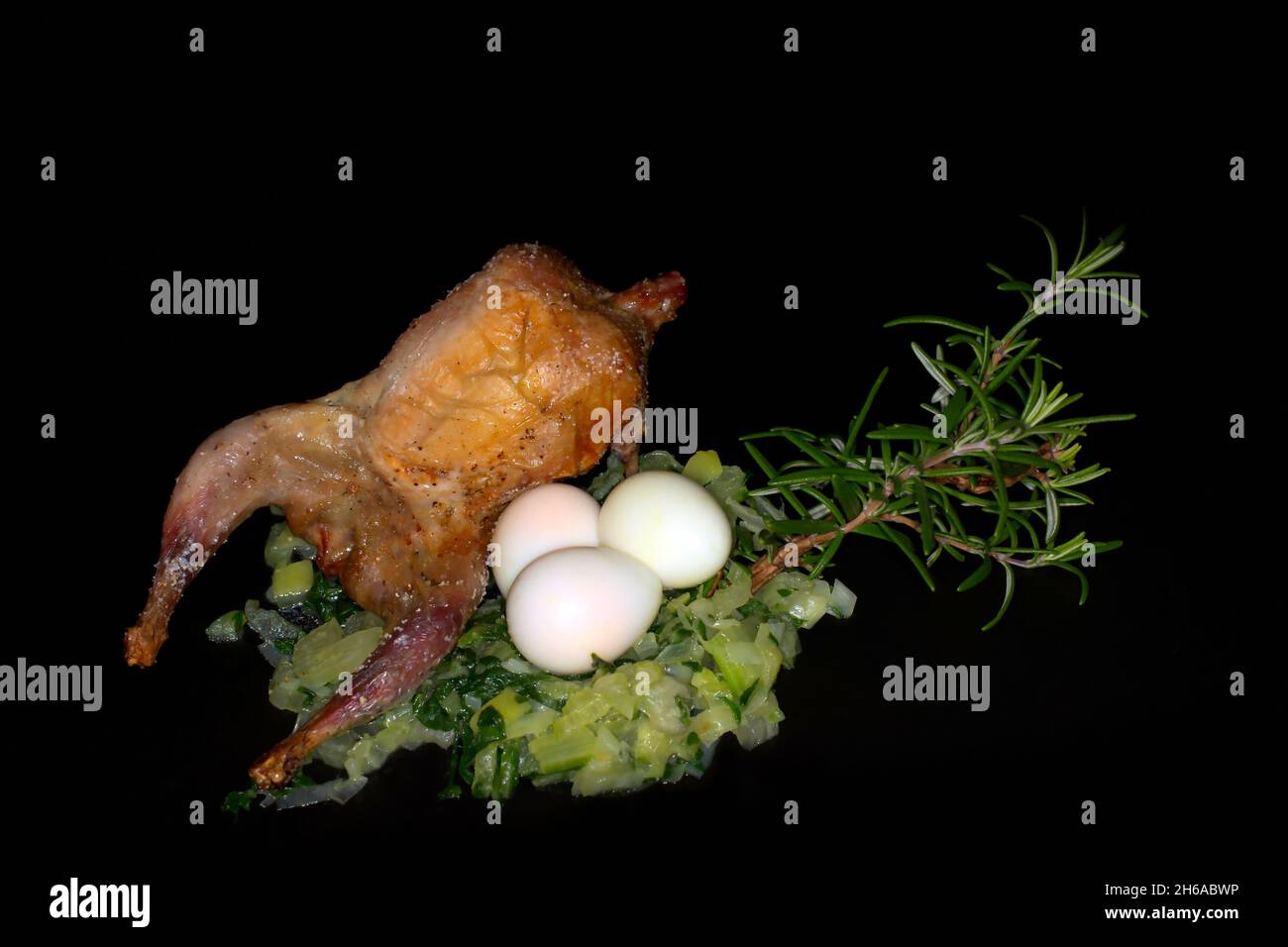 Common quail (Coturnix coturnix), or European quail Stock Photo - Alamy