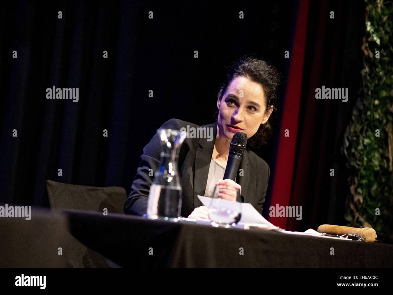 Yael adler hi-res stock photography and images - Alamy