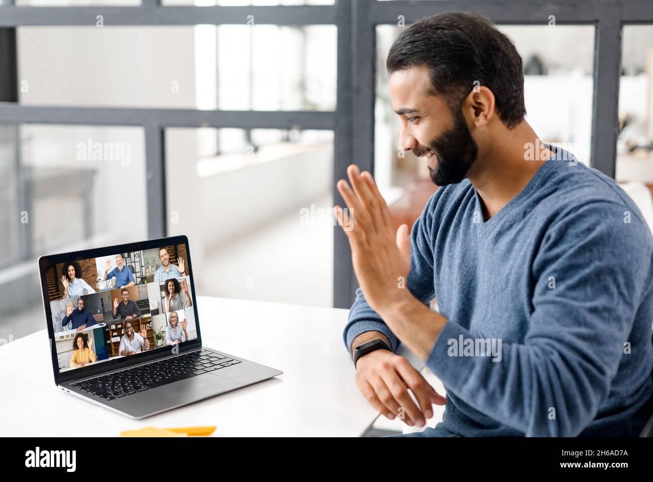 Diverse people over shoulder hi-res stock photography and images - Alamy