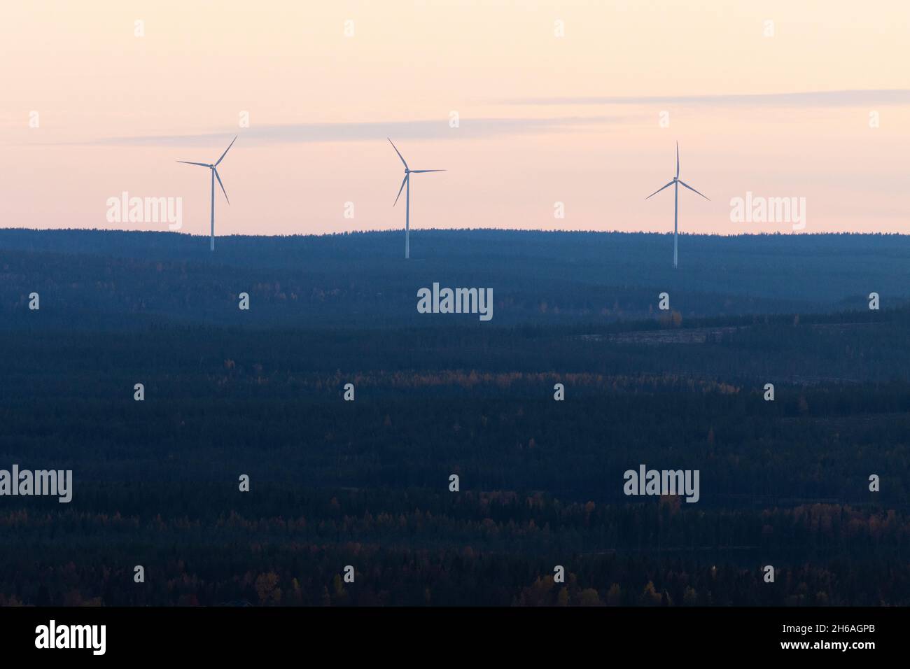 Working wind turbines hi-res stock photography and images - Alamy