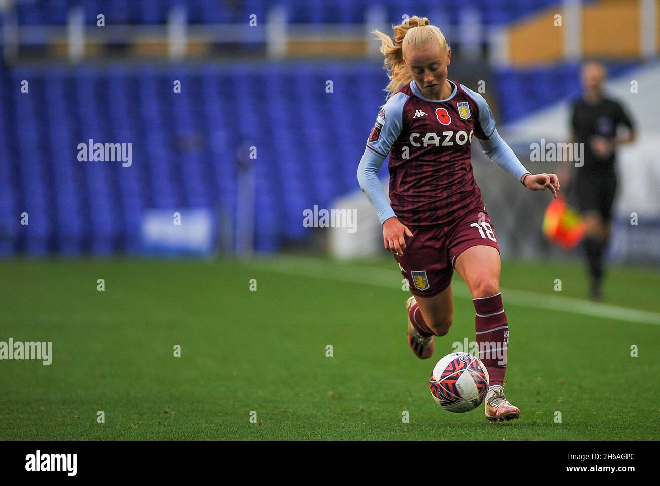 Freya Gregory (18 Aston Villa) on the ball During the Womens Super ...