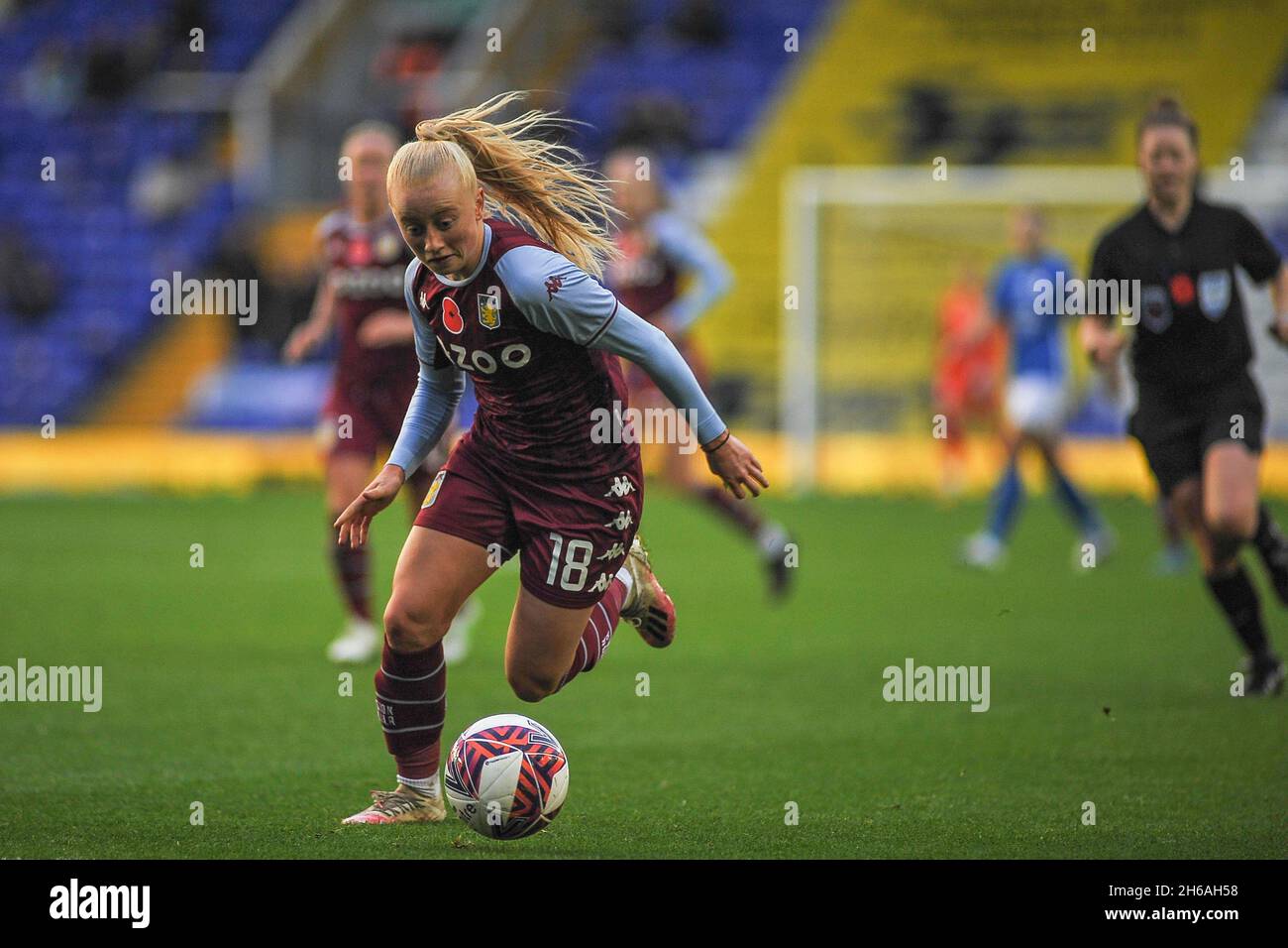 Freya Gregory (18 Aston Villa) attacks During the Womens Super League ...