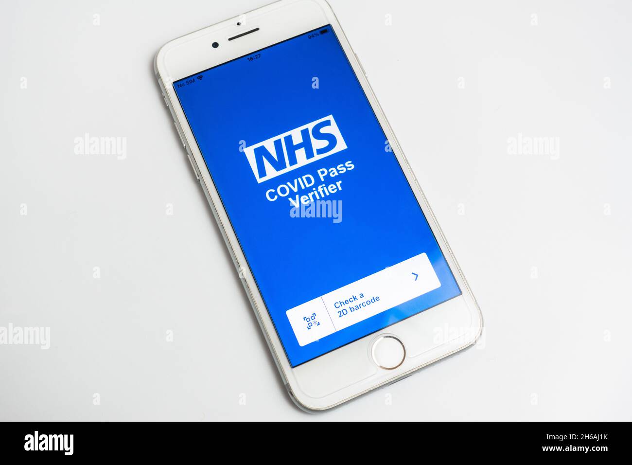 Nhs covid pass checker hi-res stock photography and images - Alamy