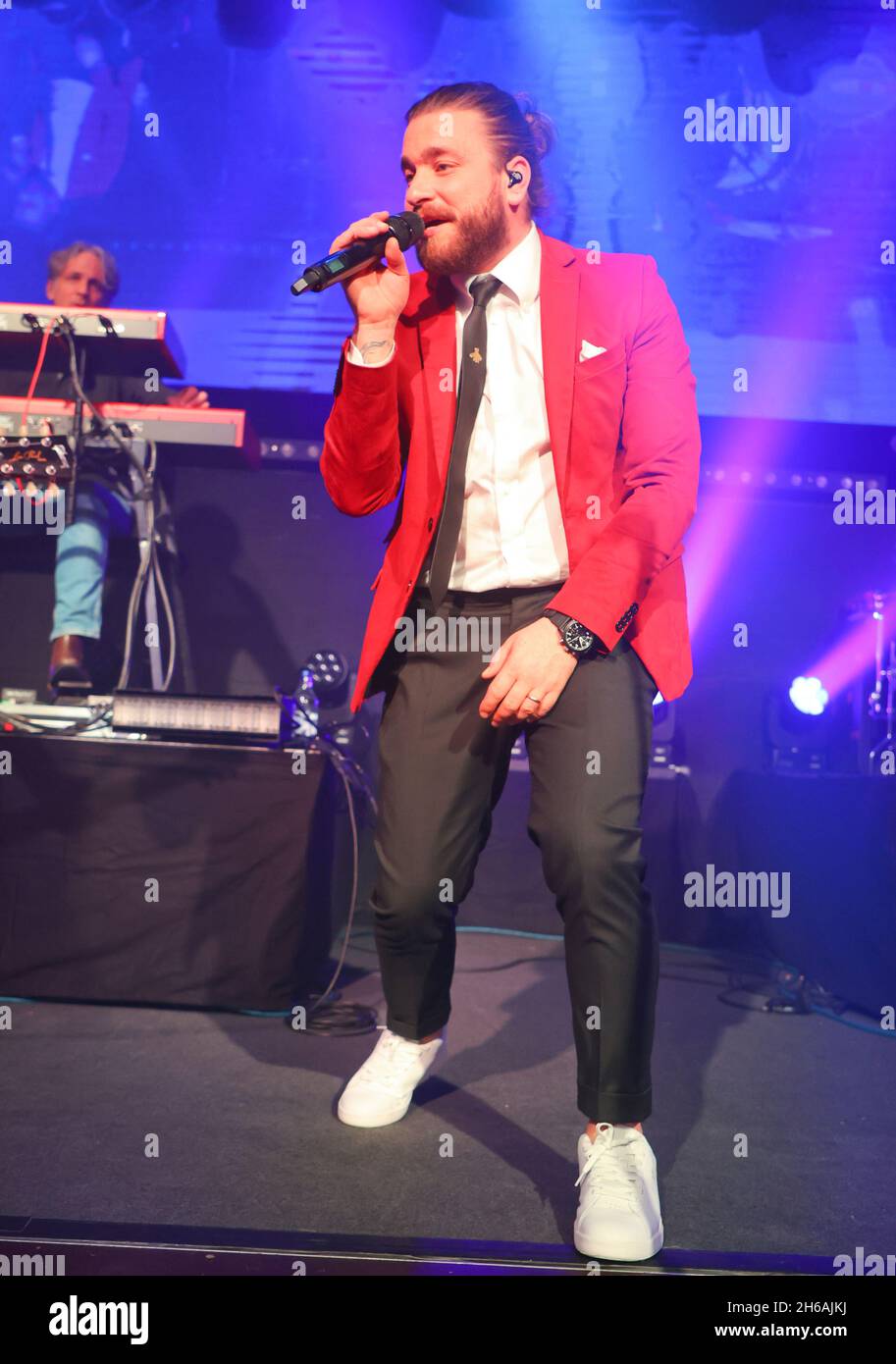 Swiss musicians swiss singer hi-res stock photography and images - Alamy