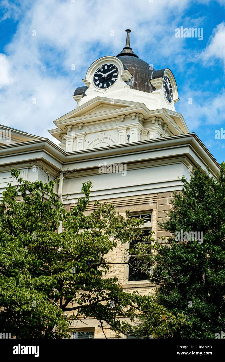 Franklin County Courthouse, Courthouse Square, Carnesville, Georgia ...