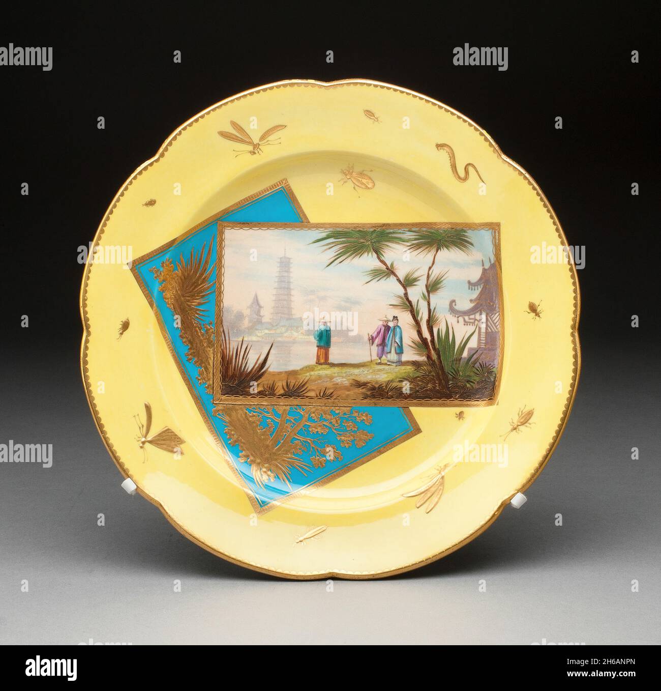 Coalport porcelain hi-res stock photography and images - Alamy