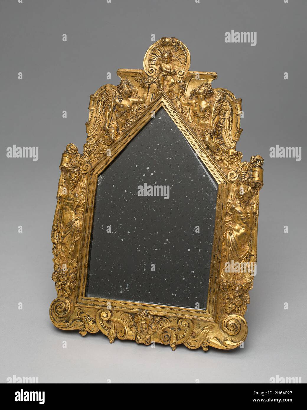 16th century mirror glass hi-res stock photography and images - Alamy