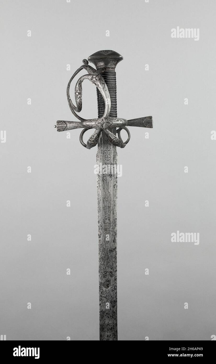 Antique german broadsword hi-res stock photography and images - Alamy