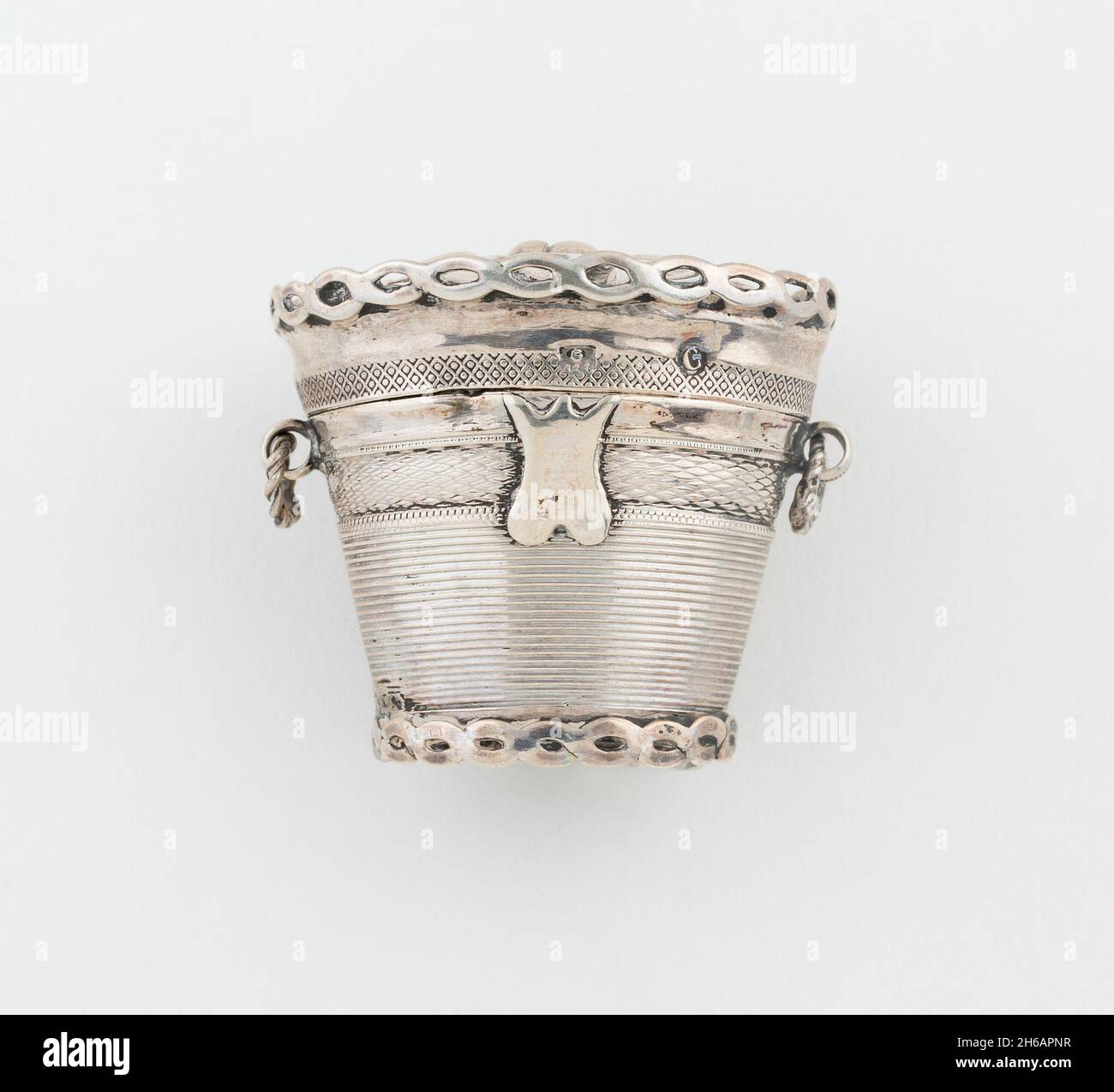 Sponge box hi-res stock photography and images - Alamy