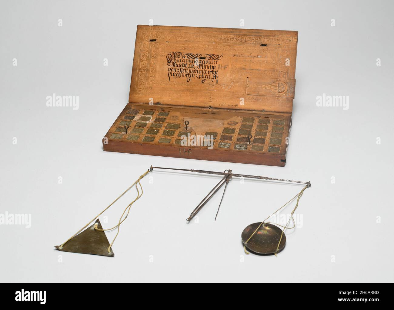 Scale cologne hi-res stock photography and images - Alamy