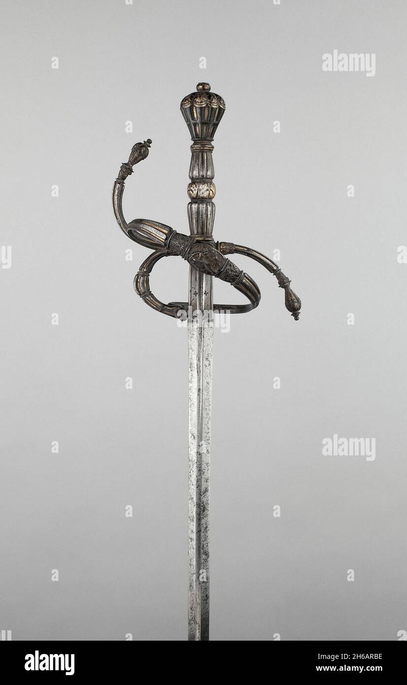 16th century rapier sword hi-res stock photography and images - Alamy
