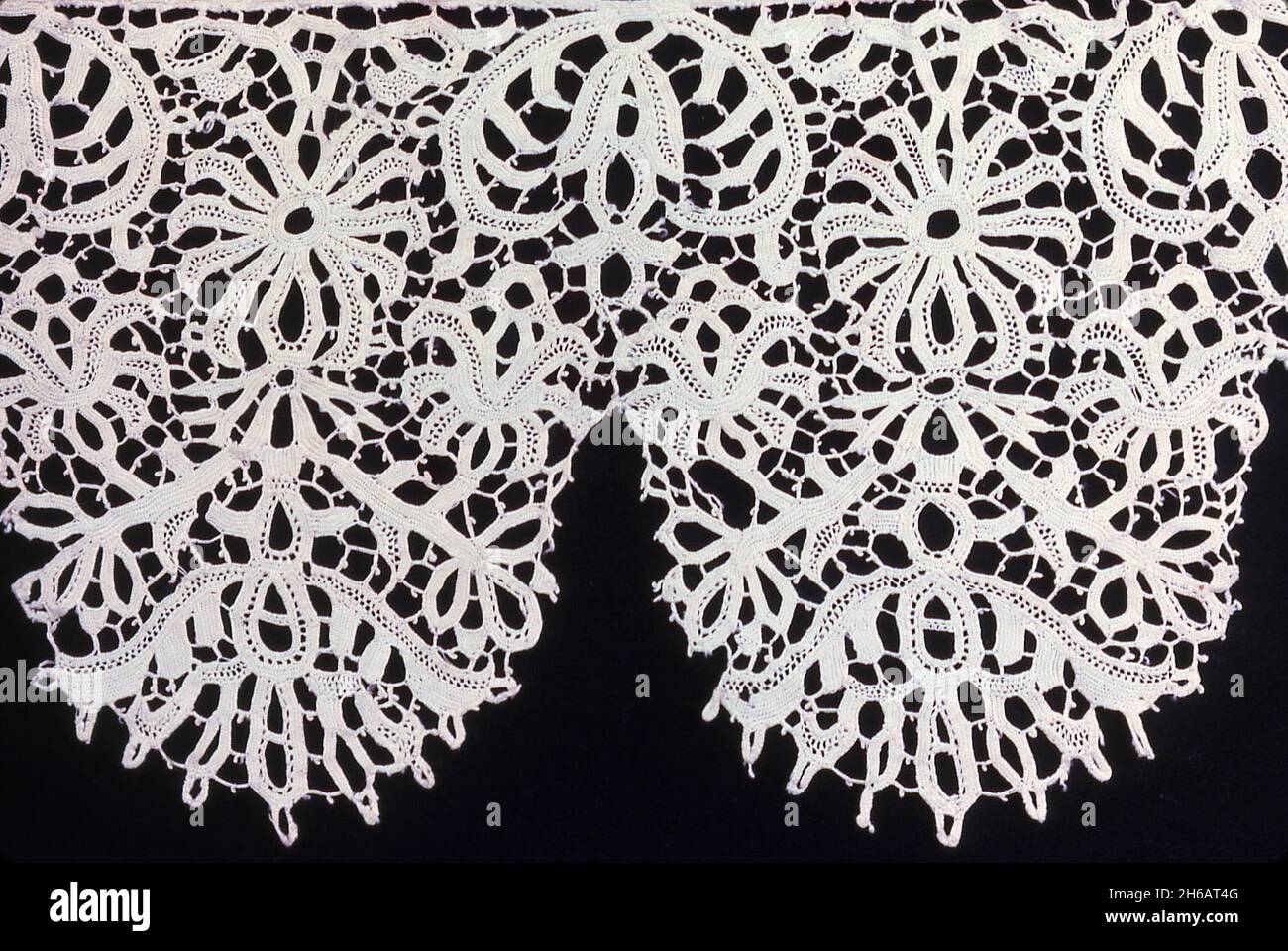 Border (From a Collar), Flanders, c. 1630s/40s Stock Photo - Alamy