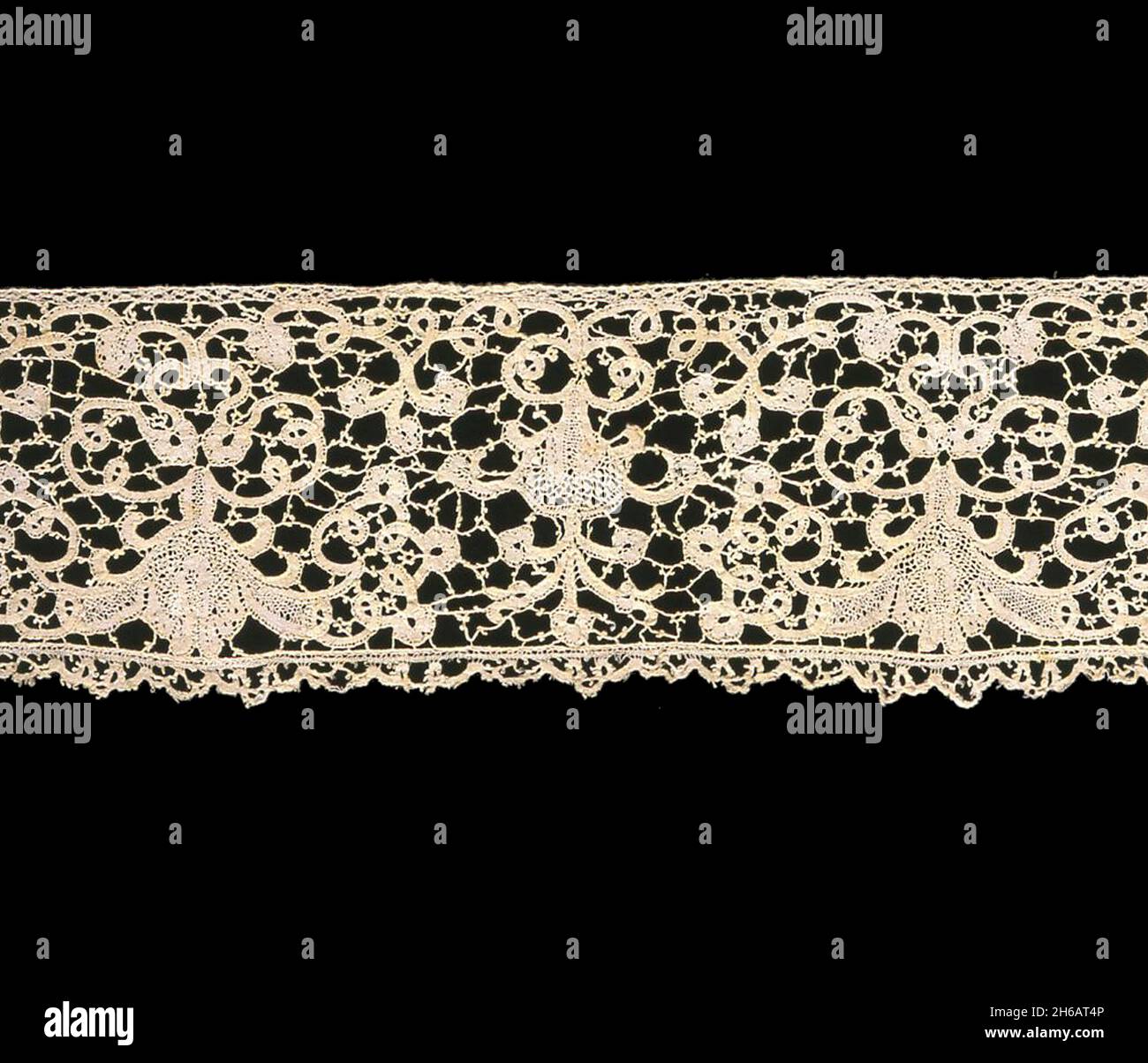 Flemish linen bobbin lace hi-res stock photography and images - Alamy