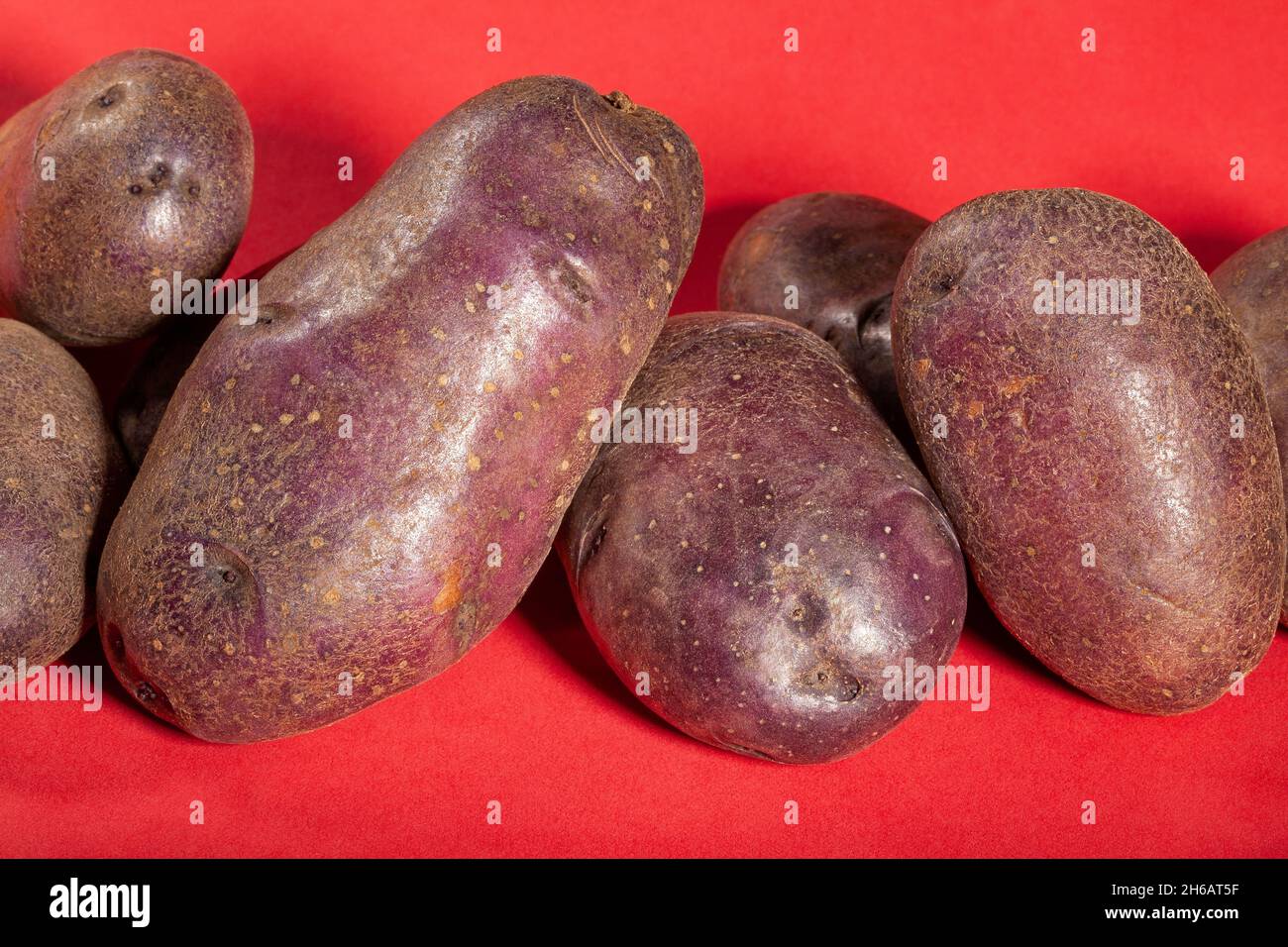 ‘all red’ potato hi-res stock photography and images - Alamy