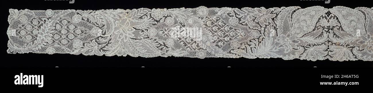 1720s lace pattern hi-res stock photography and images - Alamy