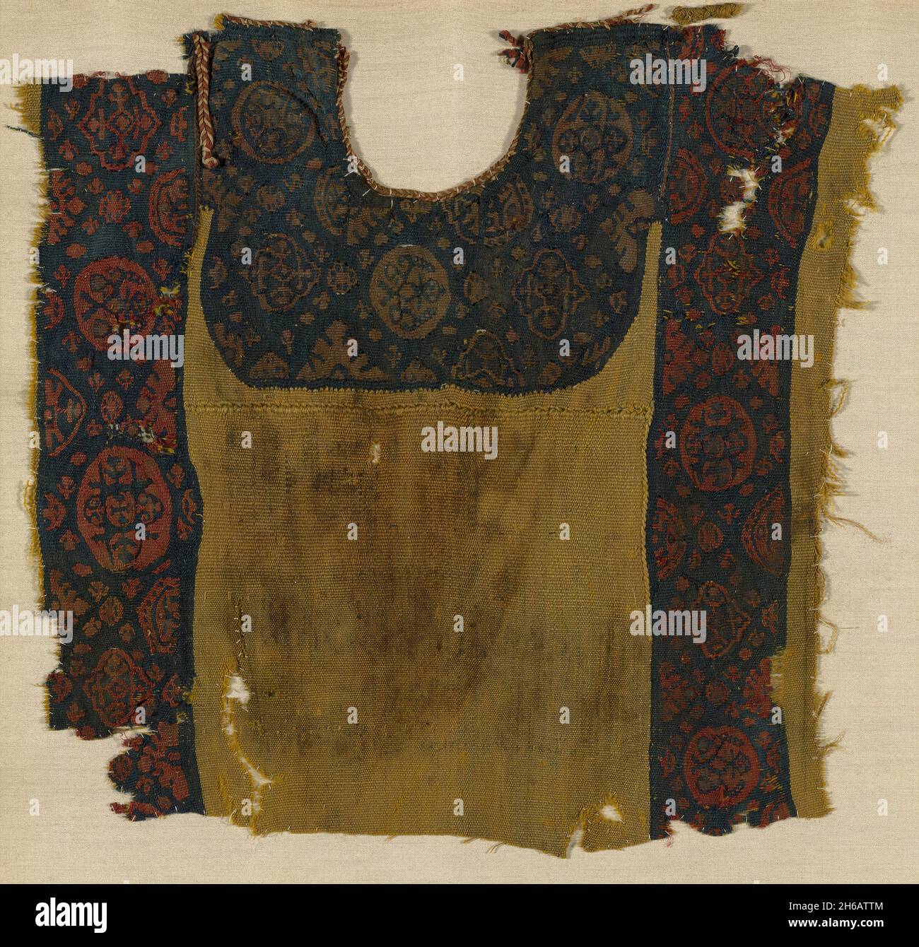 Yoke (Tunic), Egypt, Roman period (30 B.C.- 641 A.D.), 1st/5th century ...