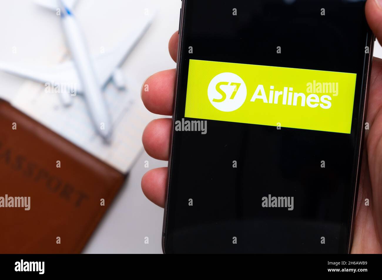 S7 airline boarding pass hi-res stock photography and images - Alamy