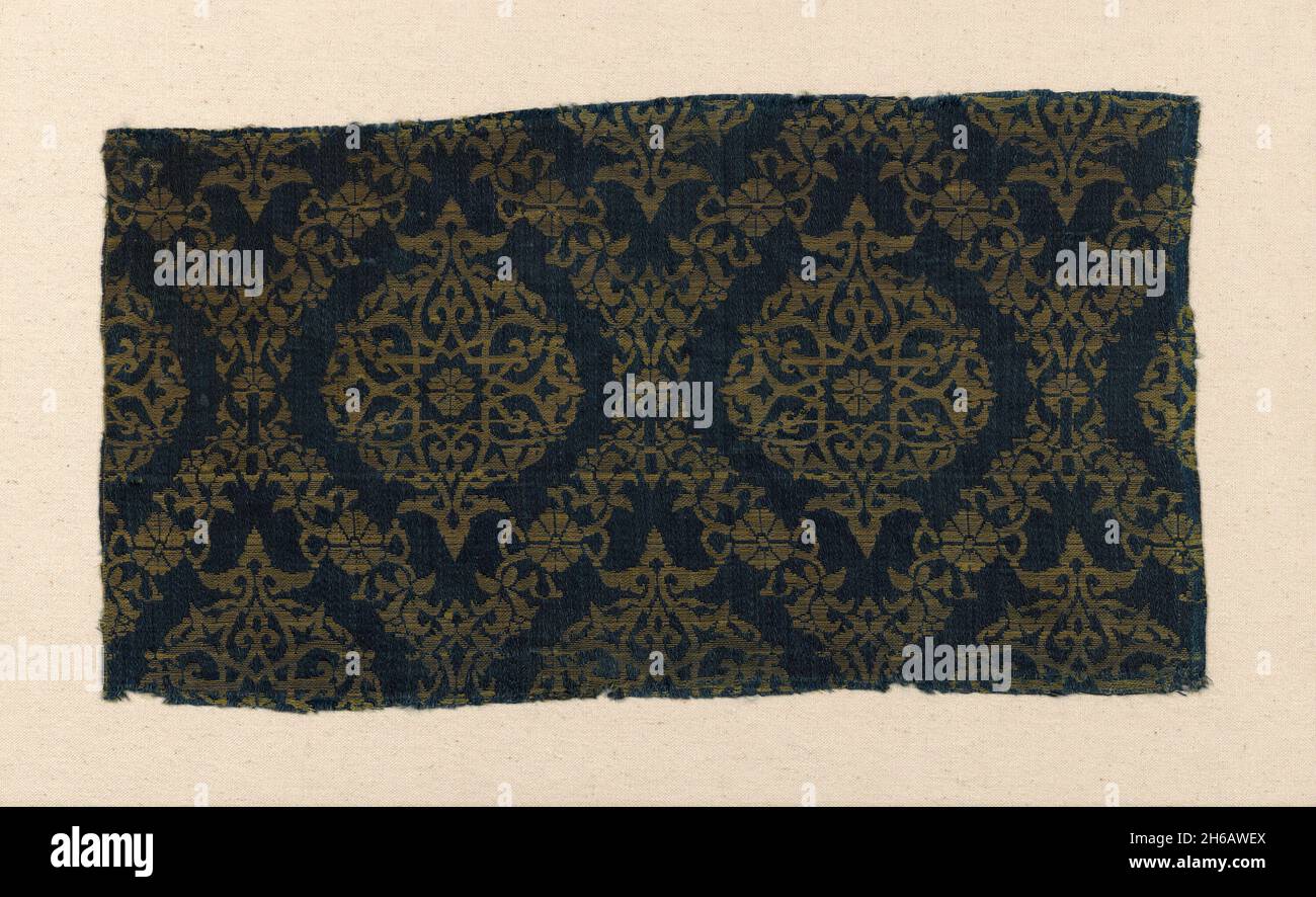 Fragment, Egypt, Mamluk period (1250-1517), 14th/15th century Stock ...