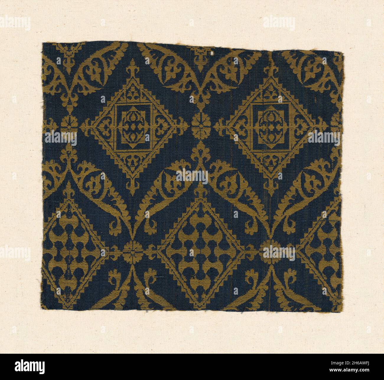 Fragment, Egypt, Mamluk period (1250-1517), 14th/ 15th century Stock ...