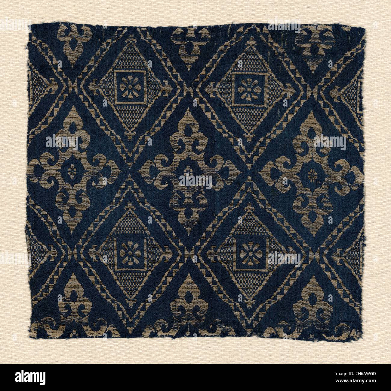 Fragment, Egypt, Mamluk period (1250-1517), late 14th century Stock ...