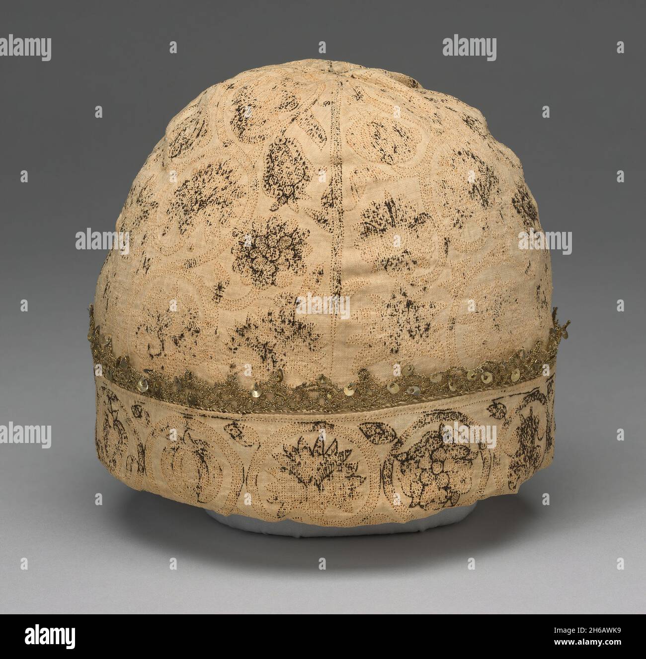Cap, England, 16th century Stock Photo - Alamy